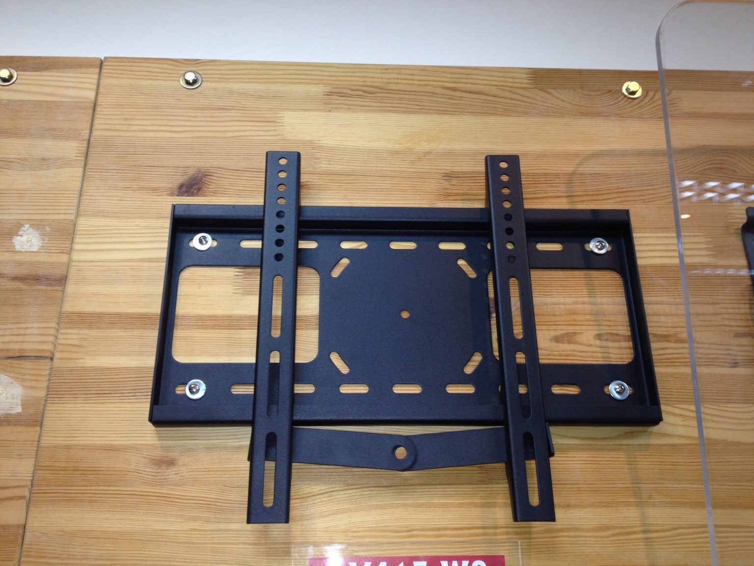 TV Mount Installation Service Singapore - Yi Leng Service